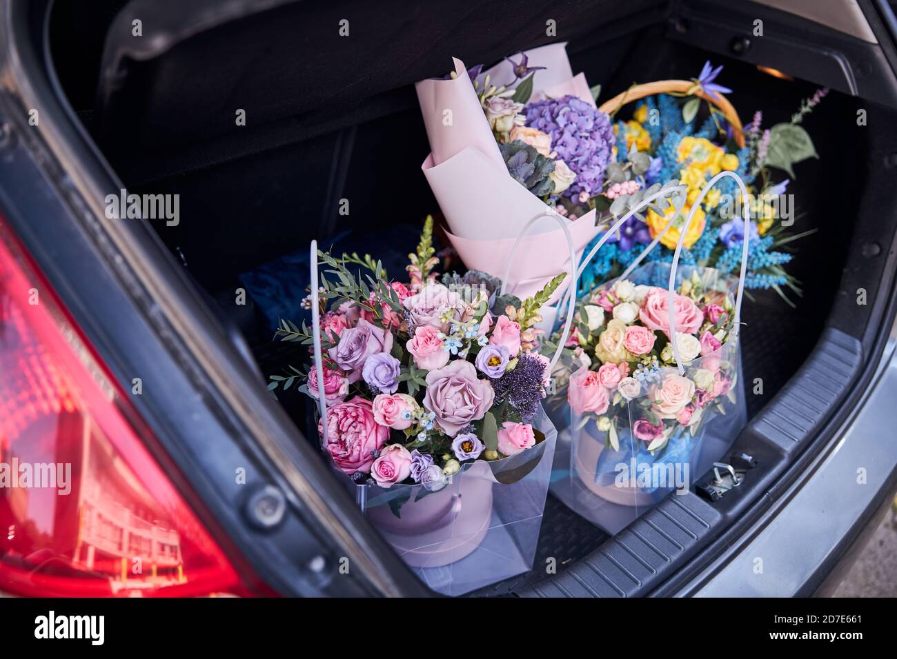 Packed car trunk hi-res stock photography and images - Alamy