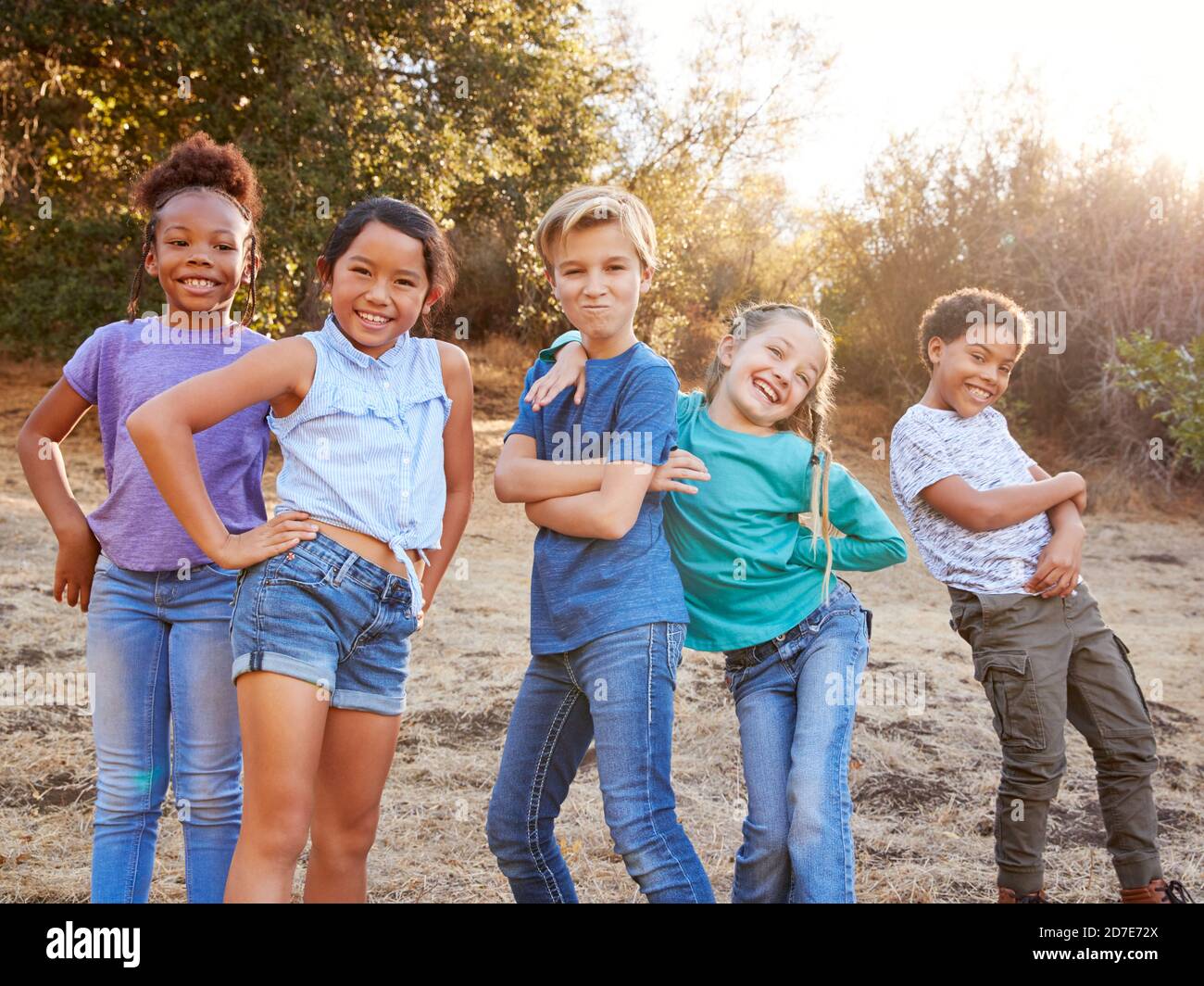 Six friends posing hi-res stock photography and images - Alamy