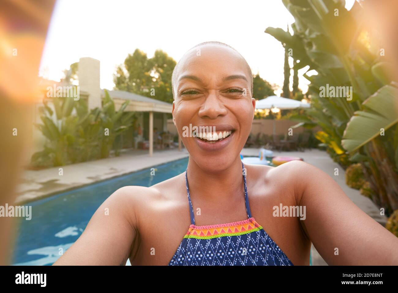 Young woman pool party hi-res stock photography and images - Alamy