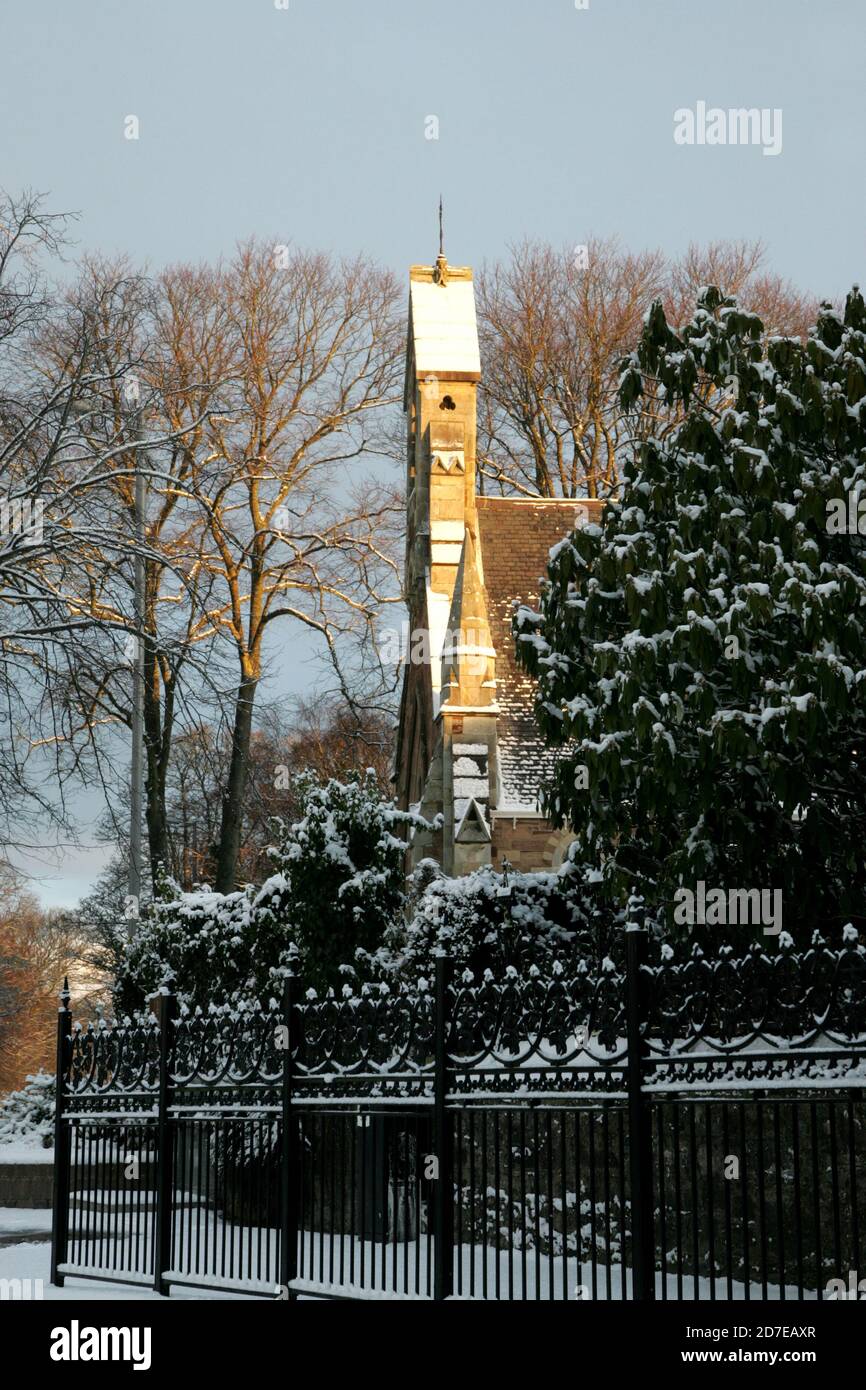 Alloway, Ayrshire, Scotland, UK Burns Heritage park, snow around Auld ...