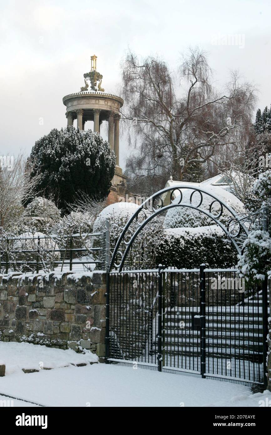 Alloway, Ayrshire, Scotland, UK Burns Heritage park, snow around Auld ...