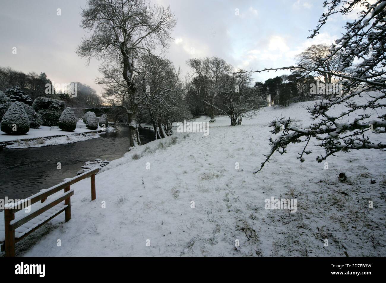Alloway, Ayrshire, Scotland, UK Burns Heritage park, snow around Auld ...