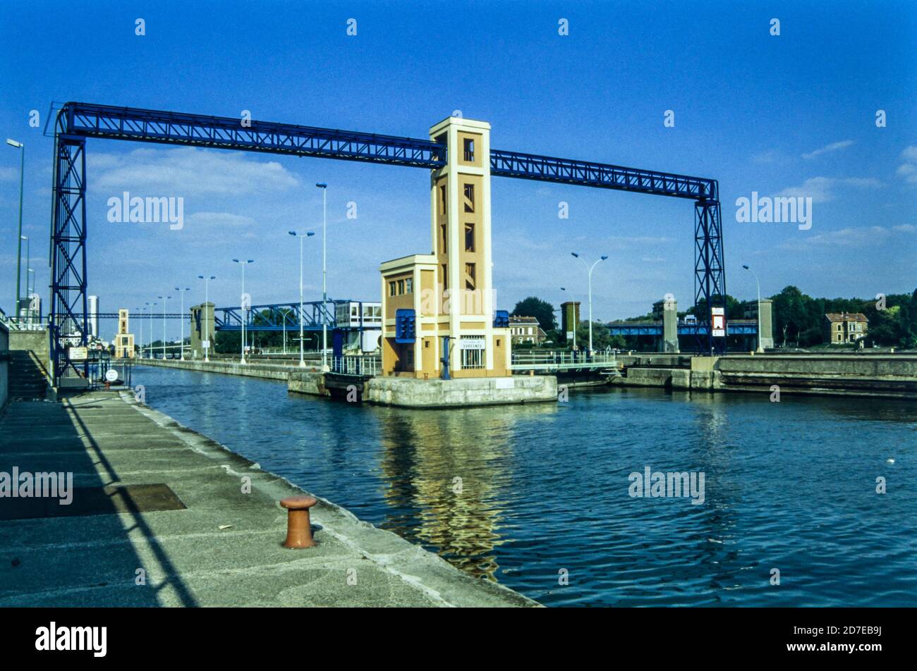 Caisson lock hi-res stock photography and images - Alamy