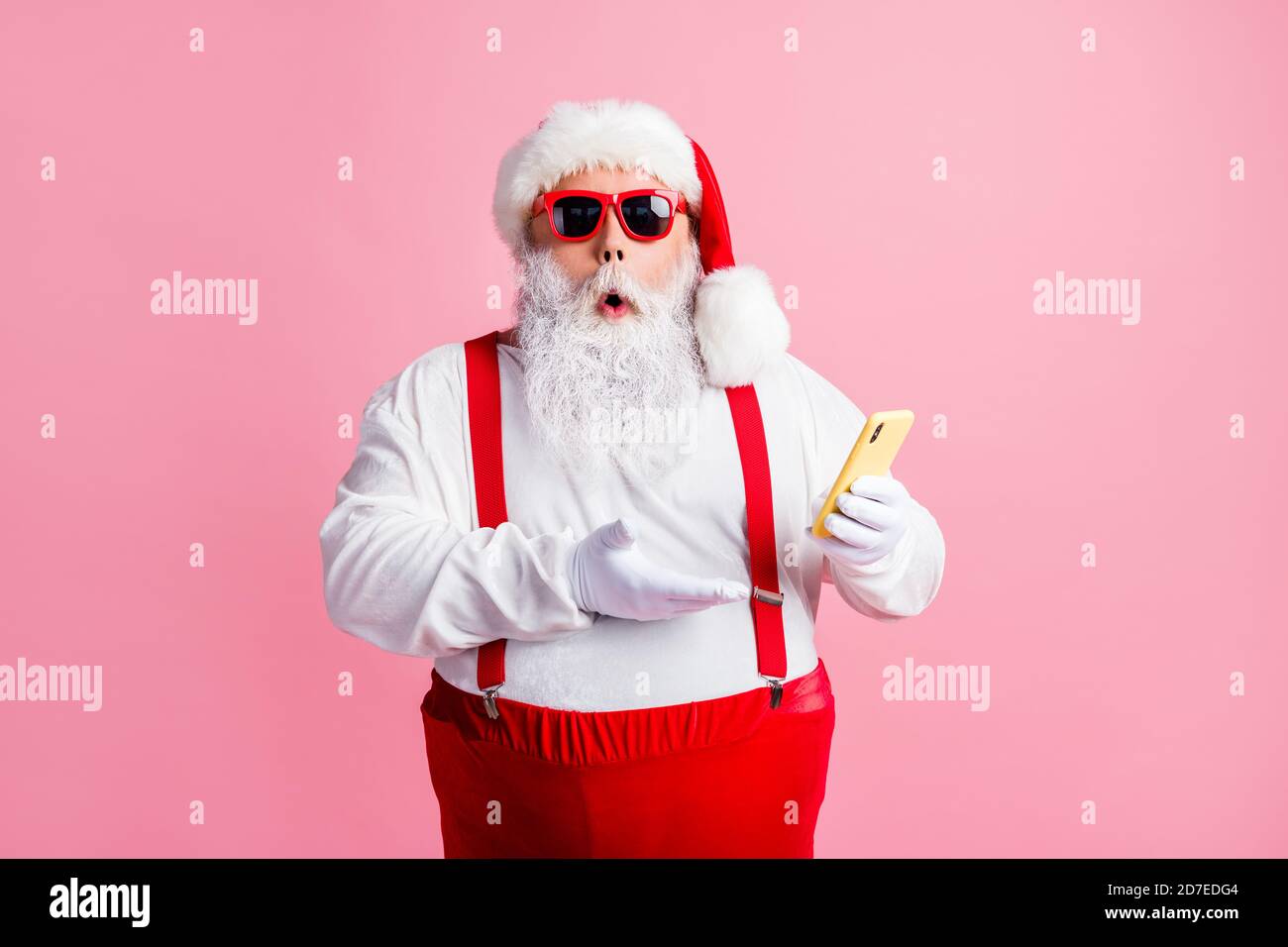 New technology surprised bearded hi-res stock photography and images ...