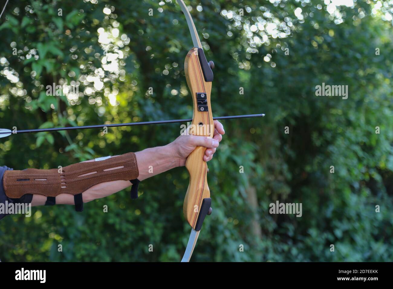 Preparing shoot arrow hi-res stock photography and images - Alamy