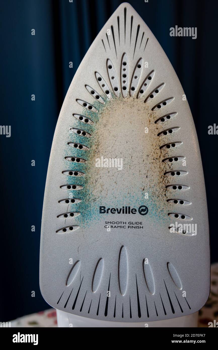Steam iron hi-res stock photography and images - Alamy