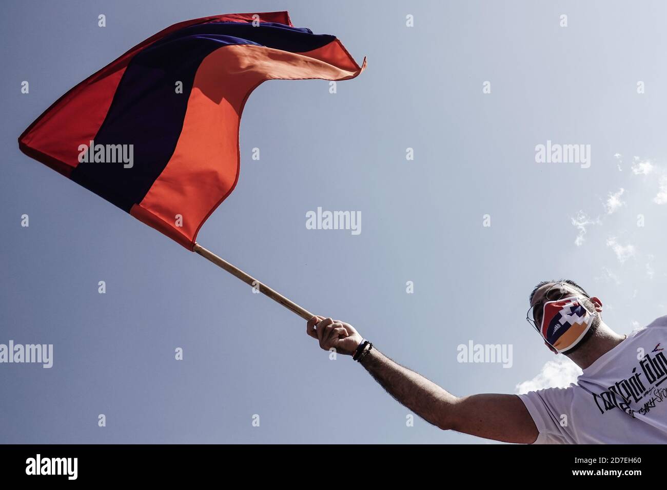 Hitler mask hi-res stock photography and images - Alamy