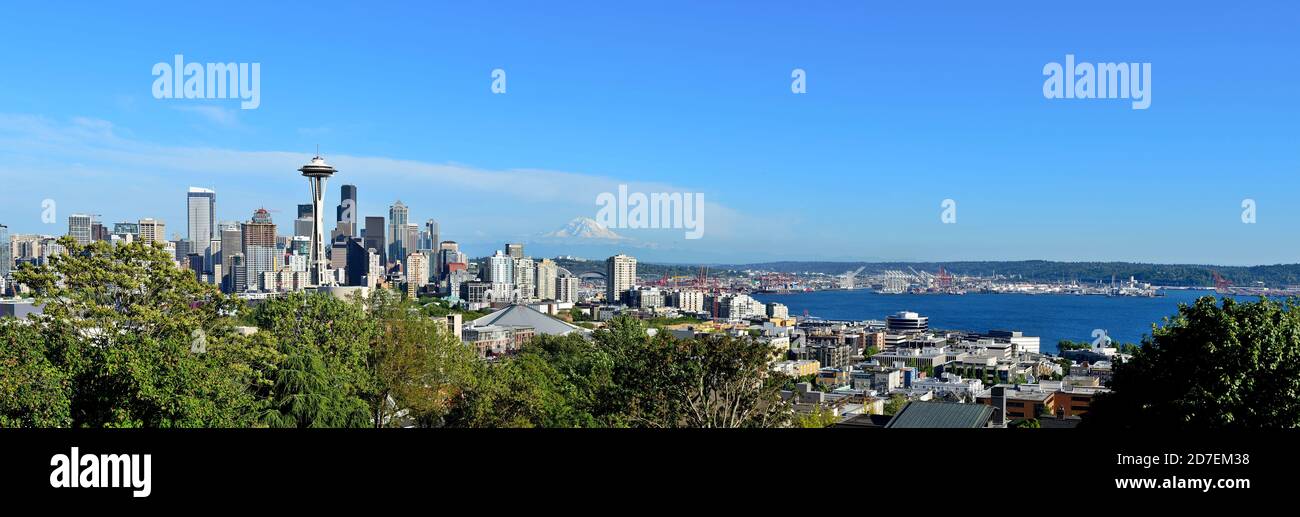 Panoramic View of Seattle Skyline Panorama Stock Photo - Alamy