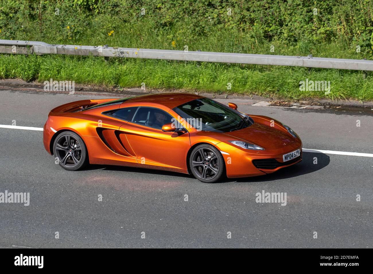 Mclaren side view hi-res stock photography and images - Alamy