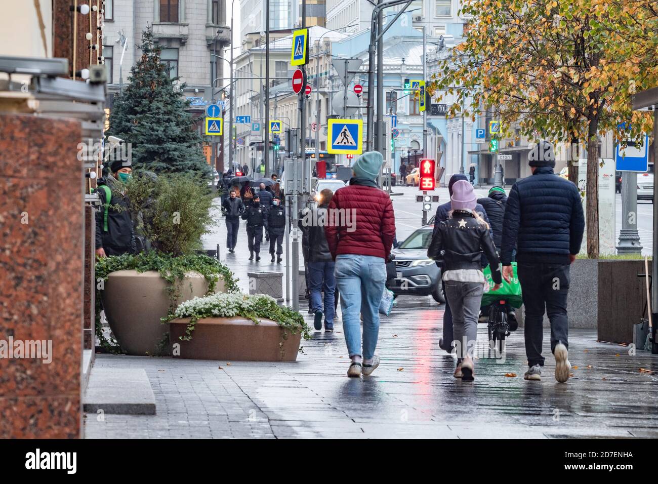 Russia, Moscow. People walk in a street Stock Photo - Alamy