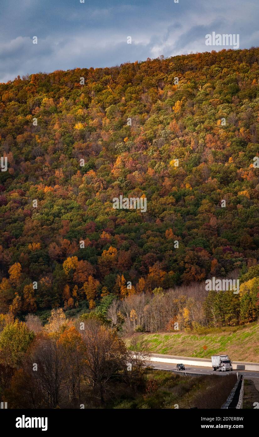 Bucolic rural, autun season highway through fall splendor Stock Photo ...