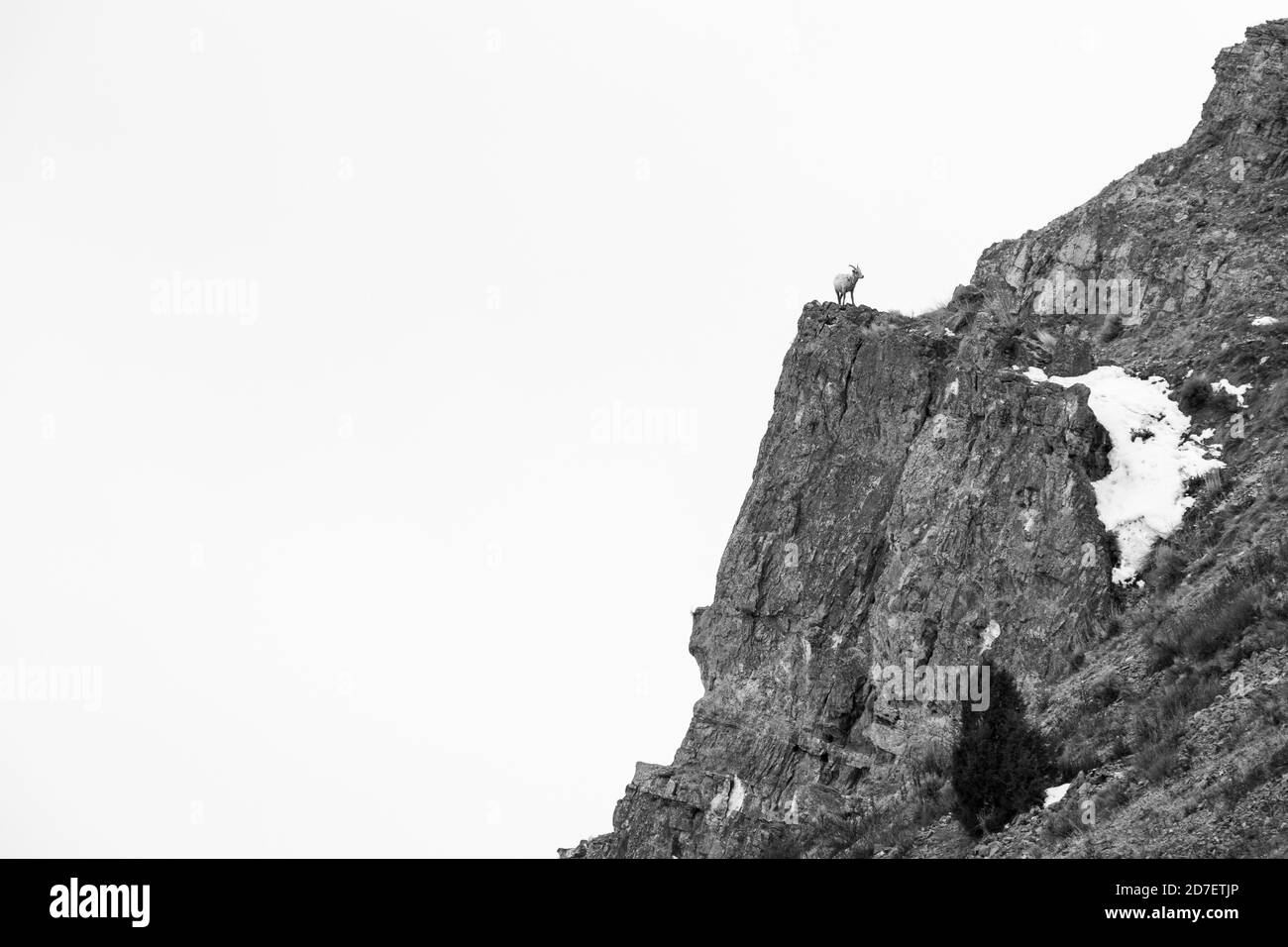 High cliff ledge Black and White Stock Photos & Images - Alamy