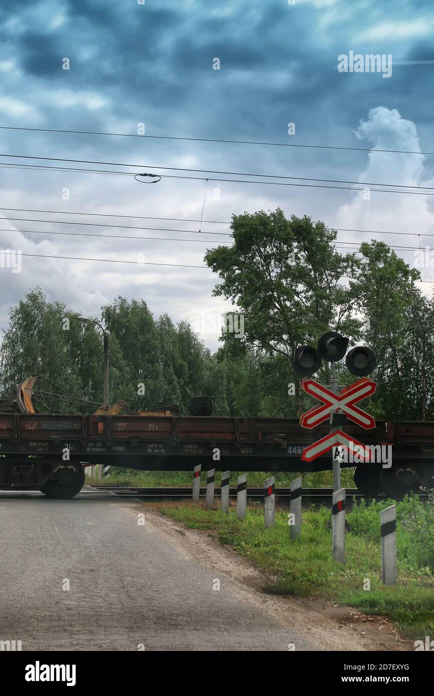 railroad crossing lights Stock Photo - Alamy