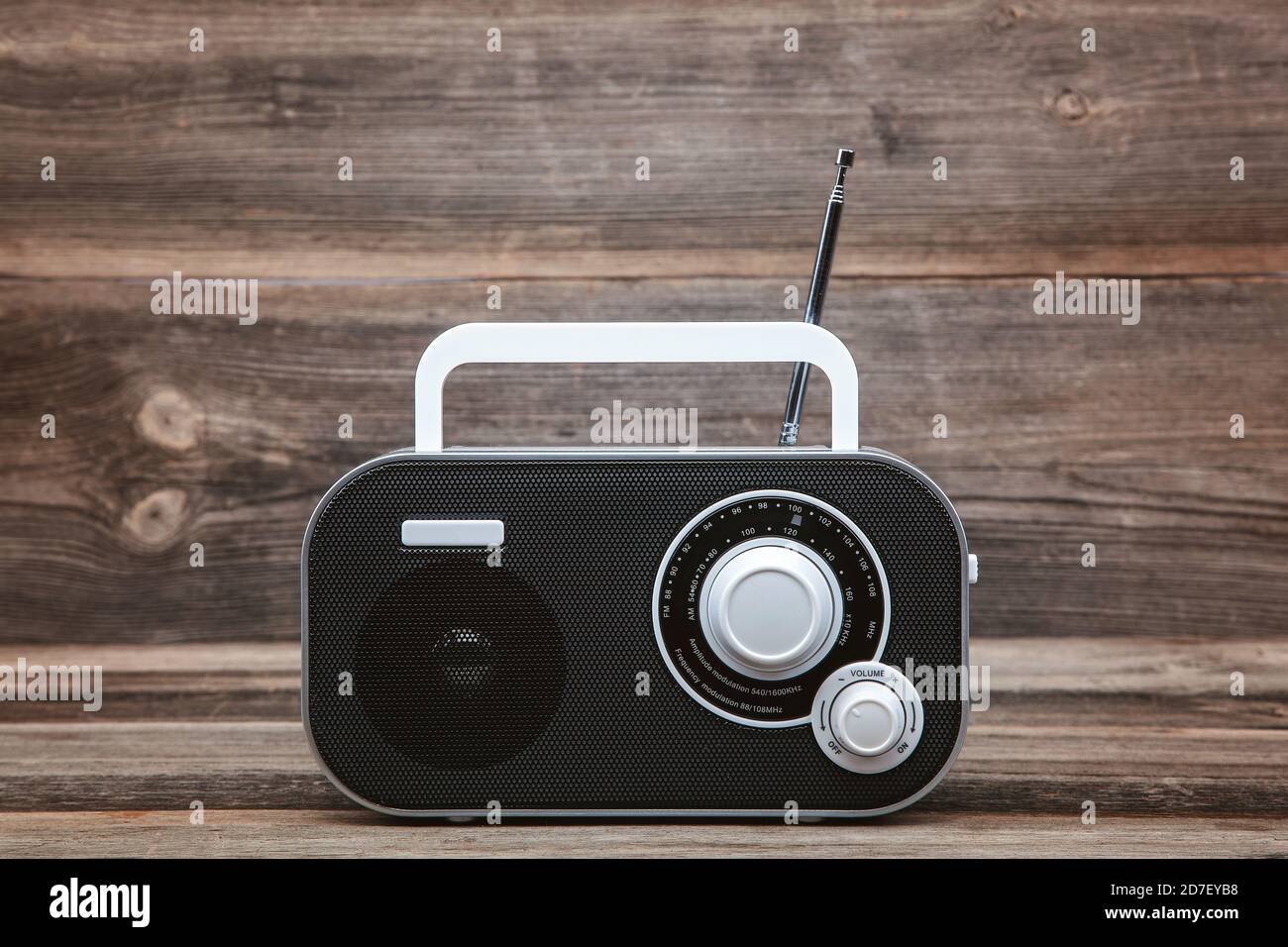 Compact radio hi-res stock photography and images - Alamy