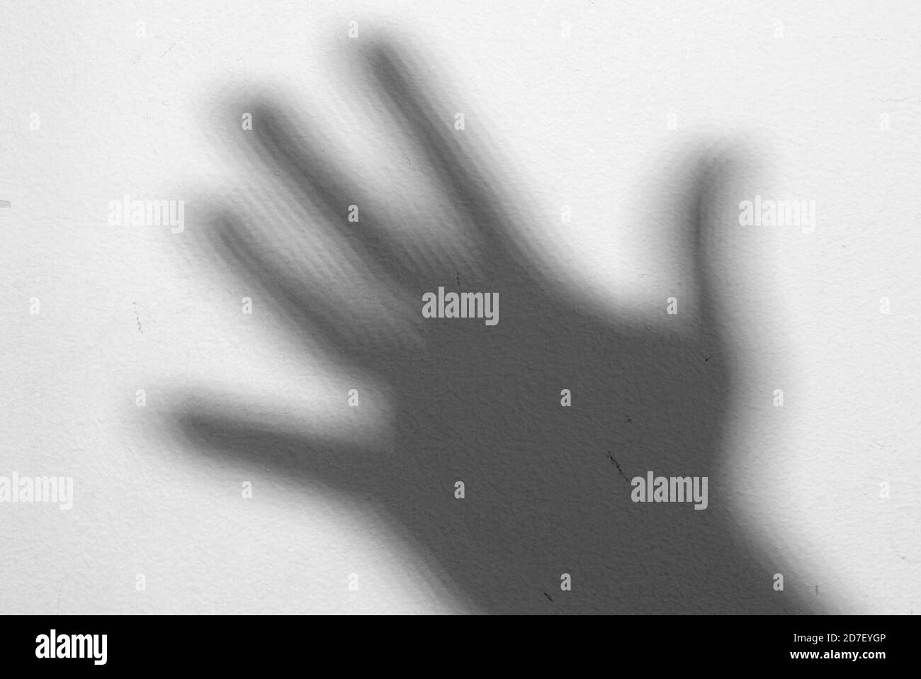 White wall in sun hi-res stock photography and images - Alamy