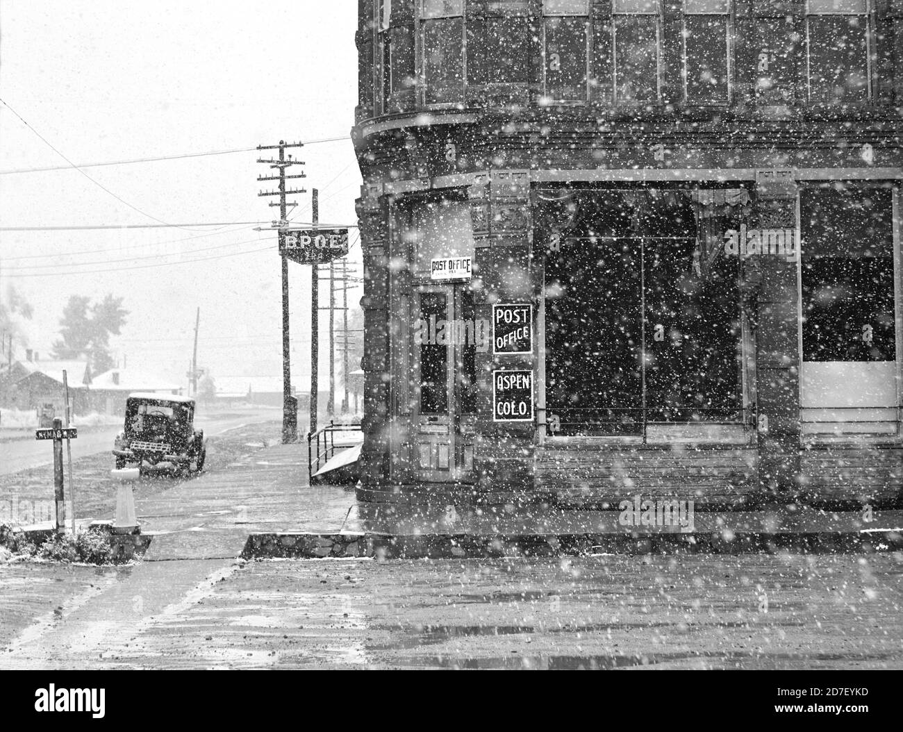 Aspen in 1940s hi-res stock photography and images - Alamy