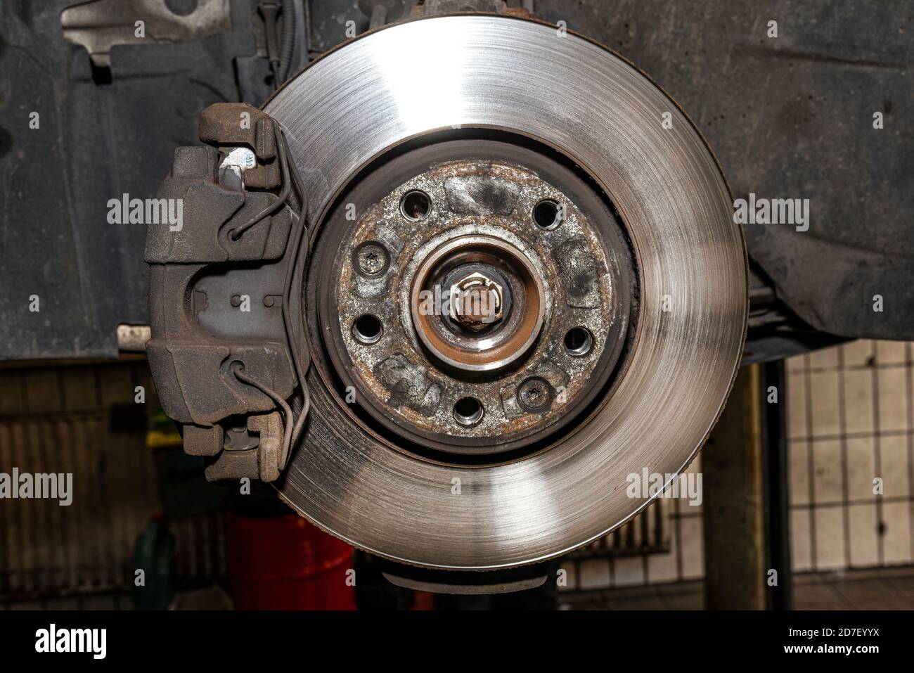 Old disc wheel hi-res stock photography and images - Alamy