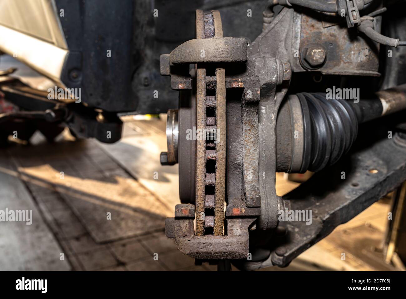 Old disc wheel hi-res stock photography and images - Alamy