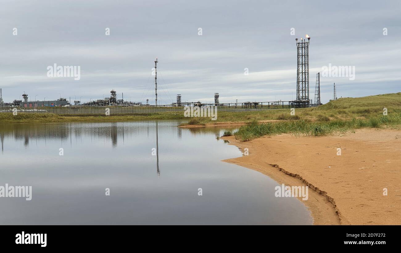 Gas terminal at st fergus hi-res stock photography and images - Alamy