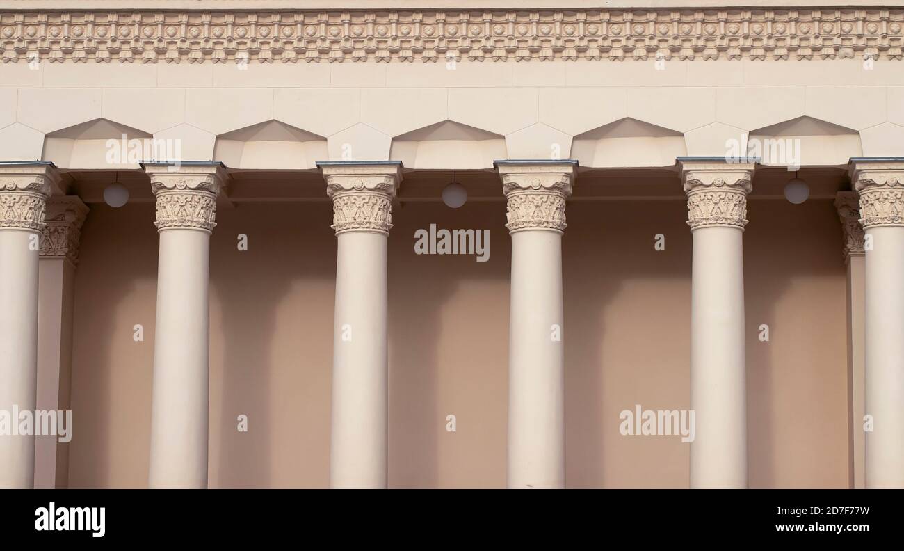 column, row background. Frontal view of a colonnade Stock Photo - Alamy