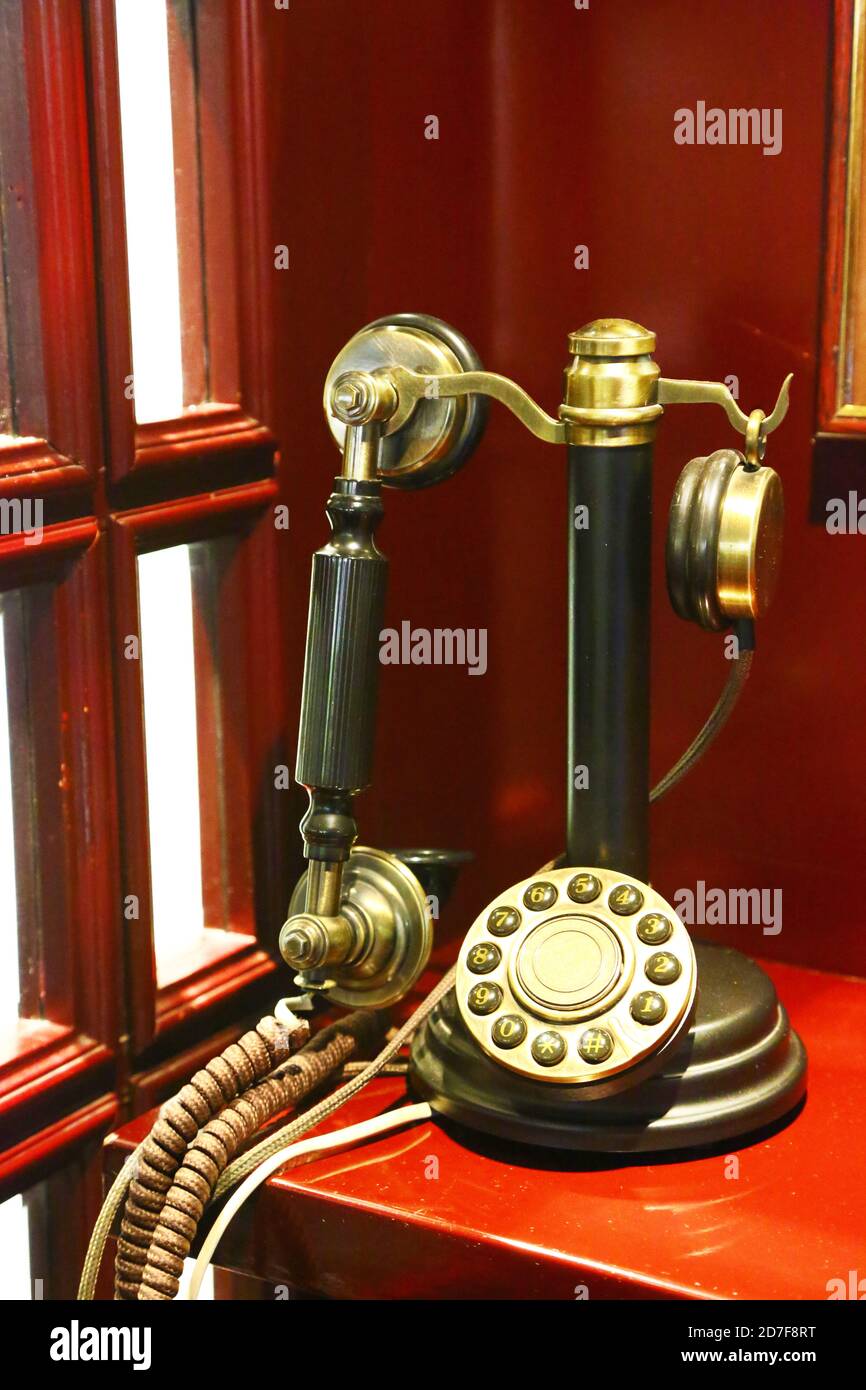 Old fashioned technology hi-res stock photography and images - Alamy