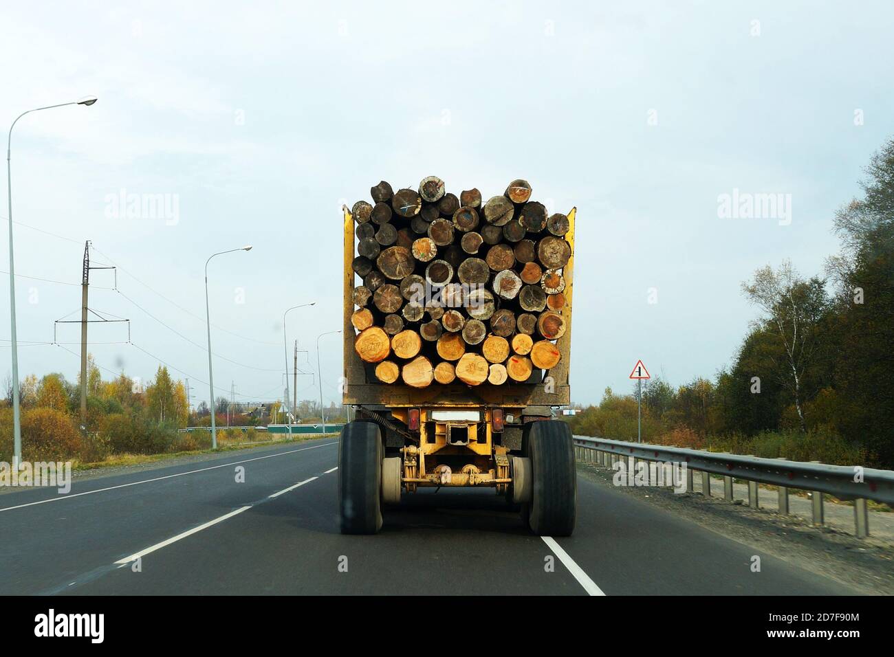 Truck carrying tree logs wood hi-res stock photography and images - Alamy