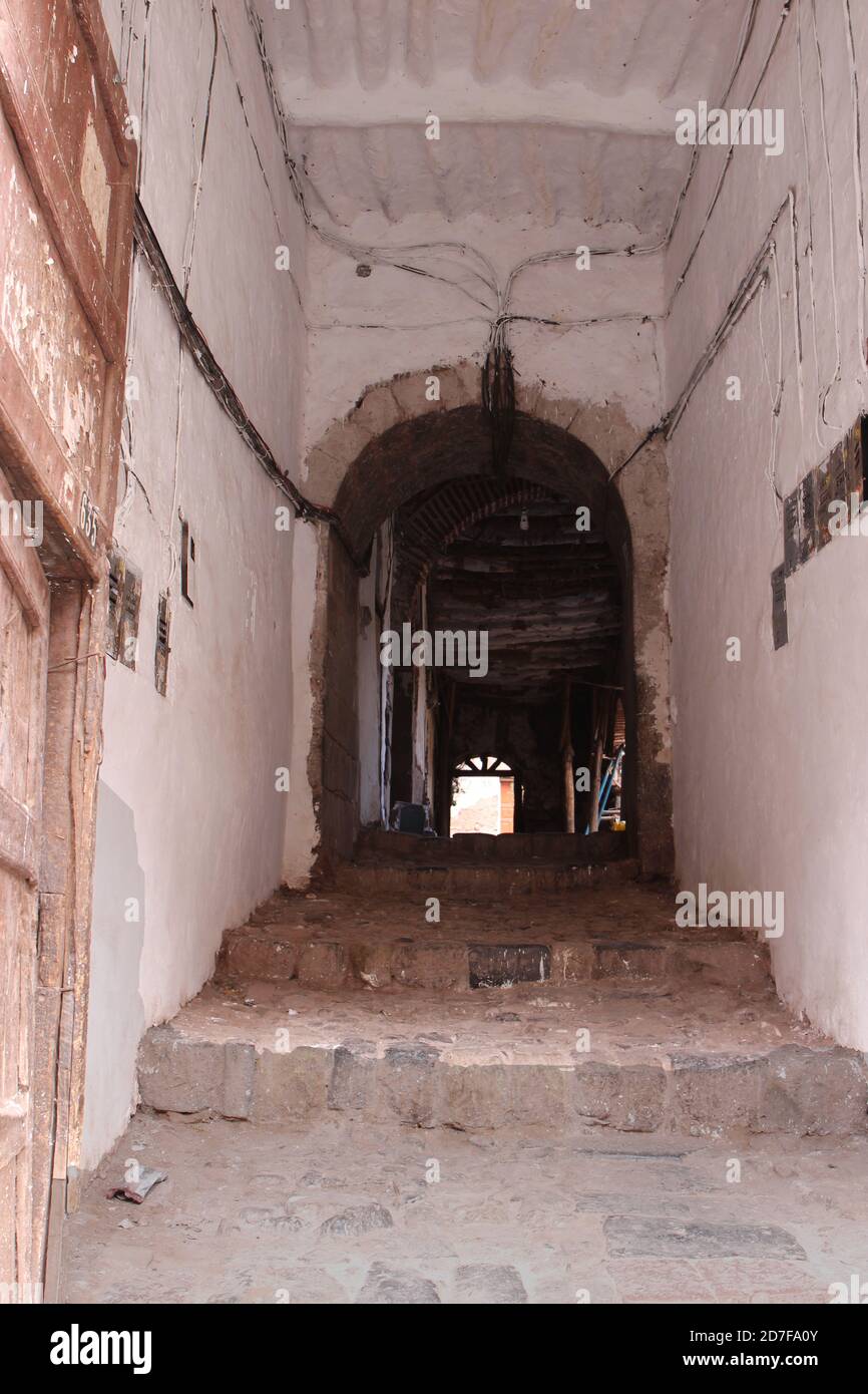 A passageway between two buildings in Cusco, Peru Stock Photo - Alamy A passageway between two buildings in Cusco, Peru Stock Photo - Alamy