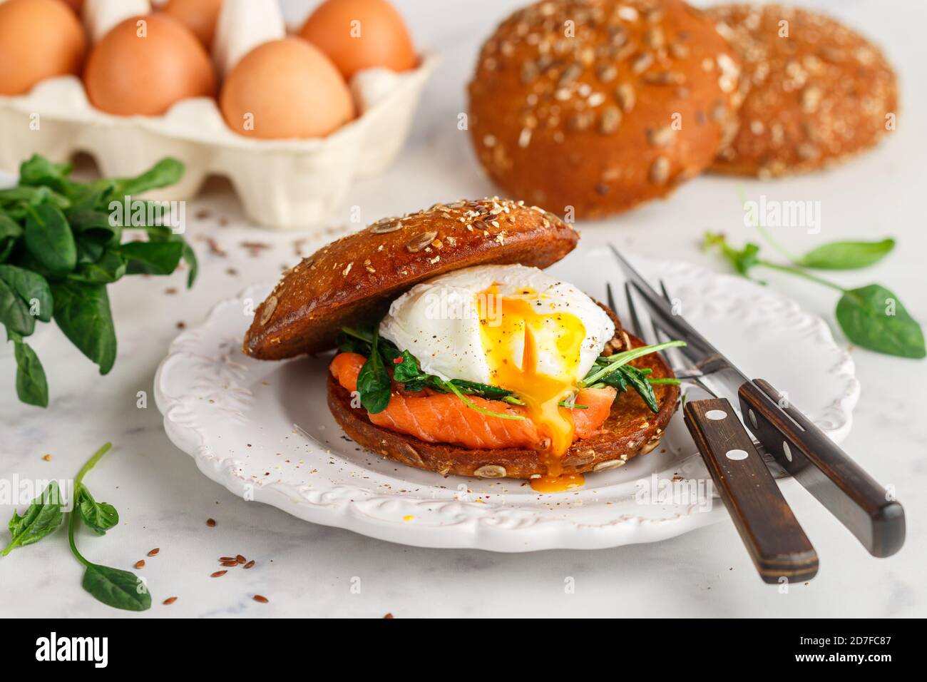 Wholegrain bun with sunflower and flax seeds with salted or smoked ...