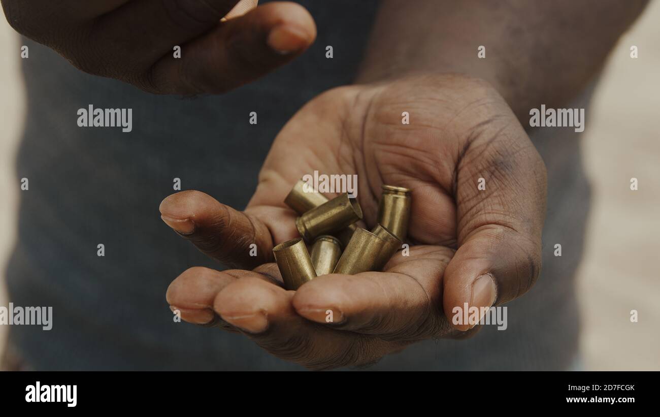 Slow motion bullet hi-res stock photography and images - Alamy