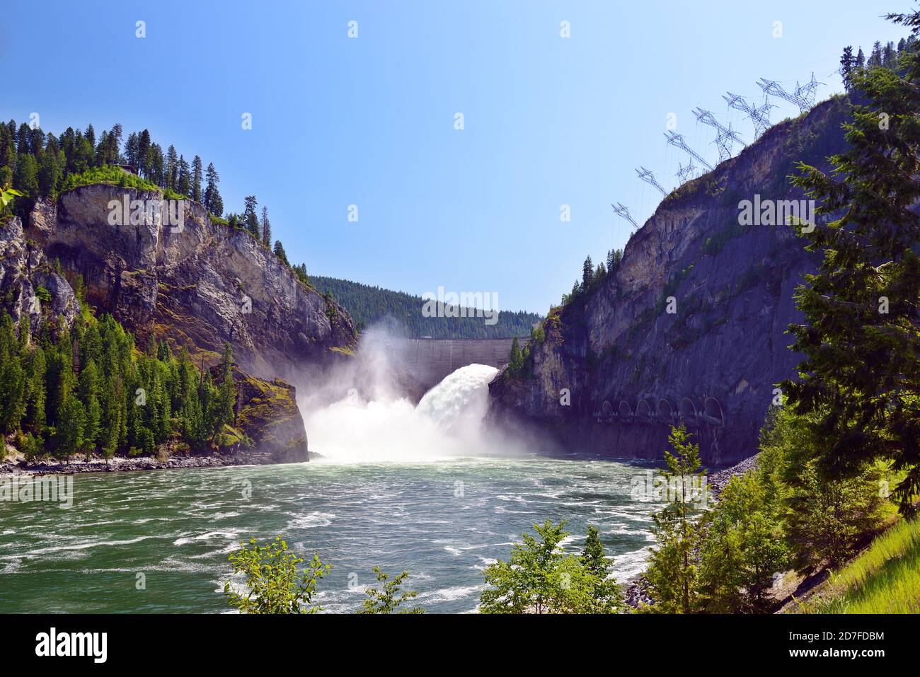 Boundary dam hi-res stock photography and images - Alamy