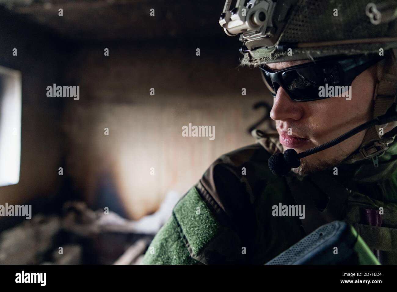 First professional standing army hi-res stock photography and images ...