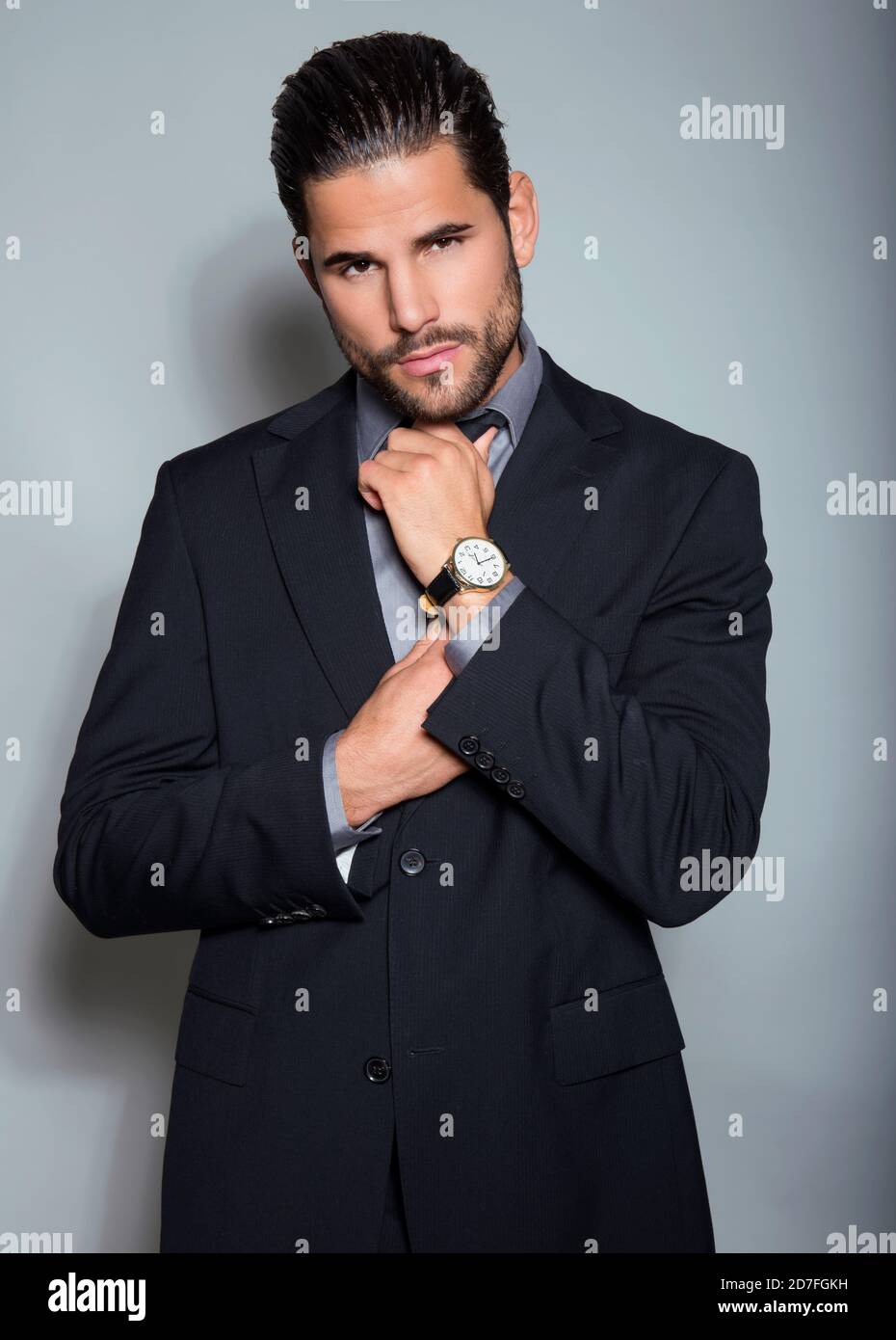 Handsome young man in business suit Stock Photo - Alamy