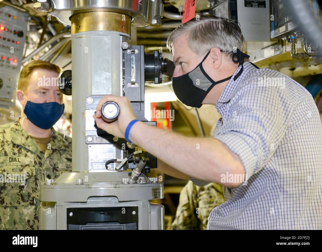 Submarine periscope hi-res stock photography and images - Alamy
