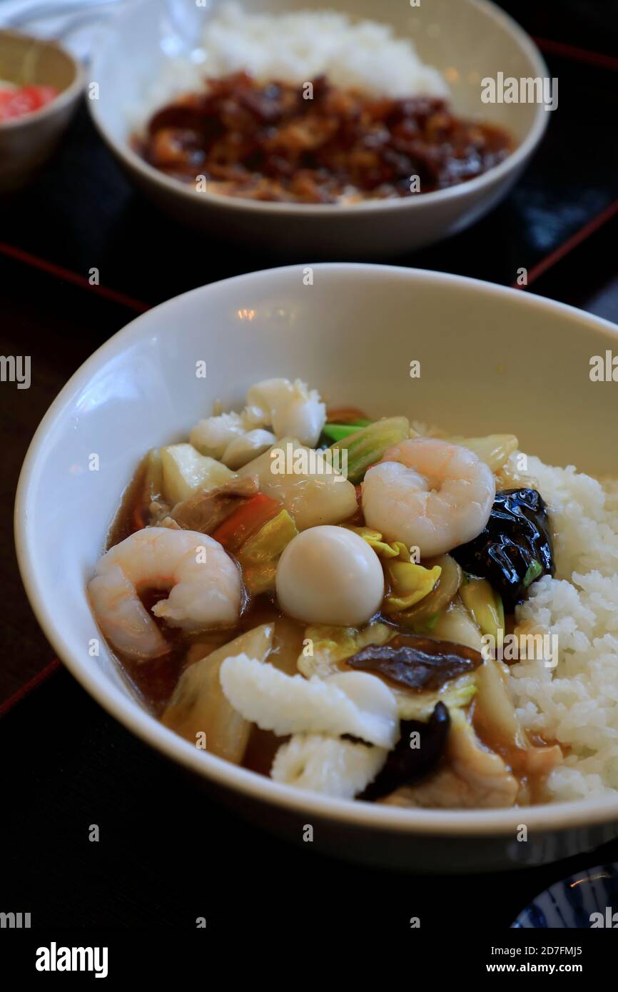 Rice bowls tokyo hi-res stock photography and images - Alamy