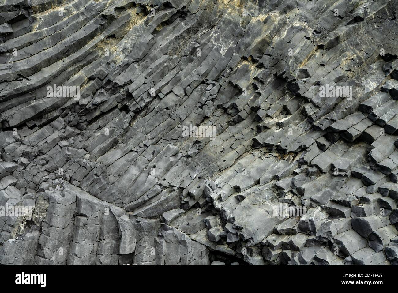 Hexagonal stone wall pattern hi-res stock photography and images - Alamy