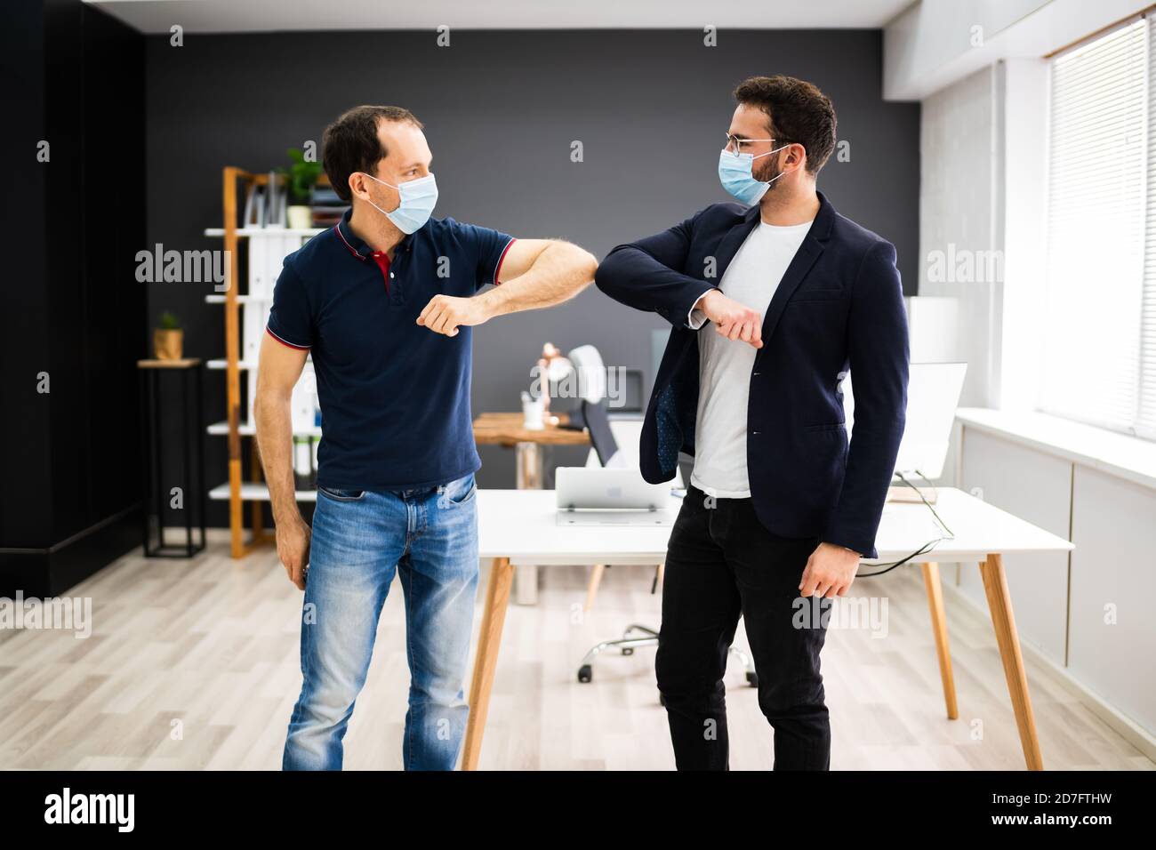 New employee office hi-res stock photography and images - Alamy