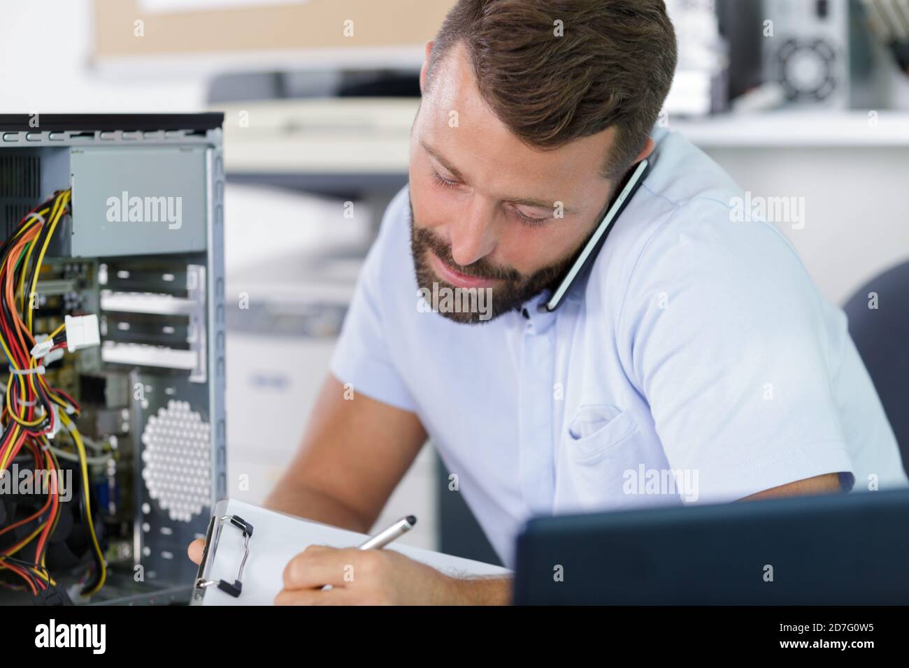 Resolving problem hi-res stock photography and images - Alamy