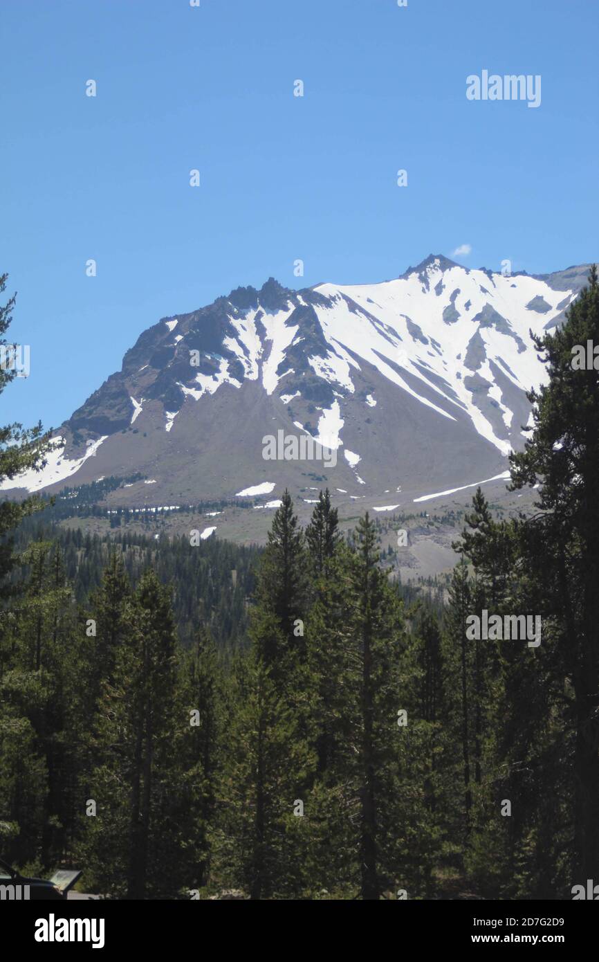 Beautiful view of Lassen Peak in winter snow at Lassen Volcanic ...