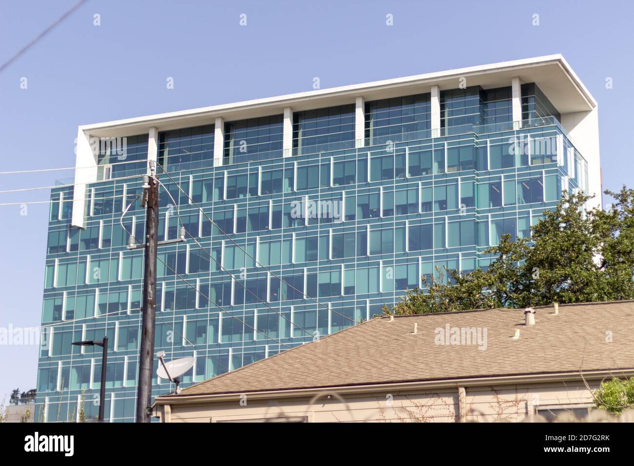 Houston office building hi-res stock photography and images - Alamy