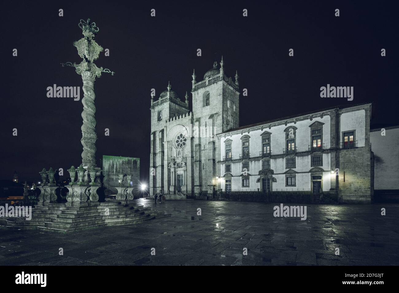 Se cathedral church built in hi-res stock photography and images - Alamy