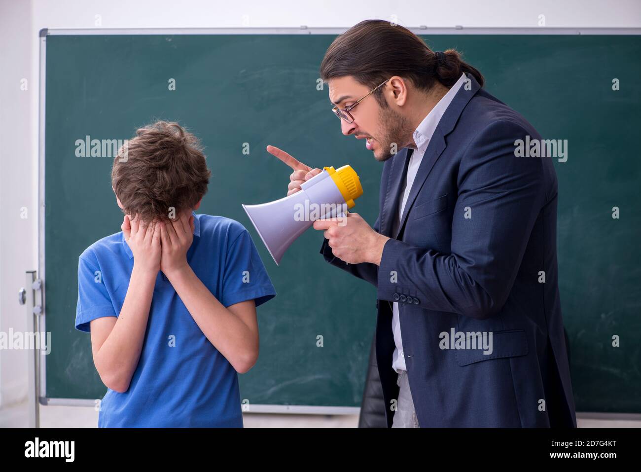 Teacher and pupil shouting hi-res stock photography and images - Alamy