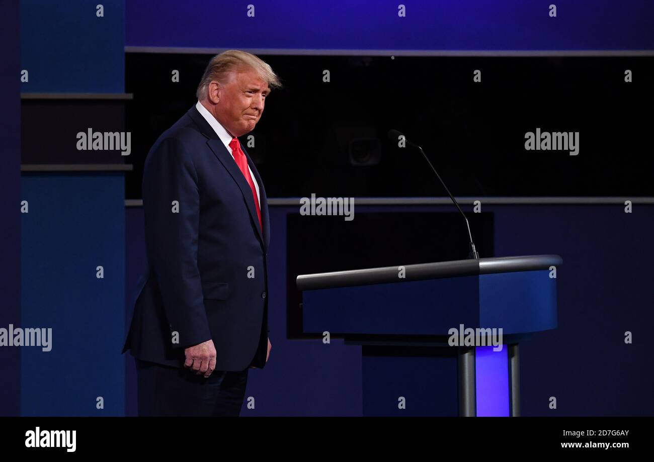 Trump biden debate october 2020 hi-res stock photography and images - Alamy