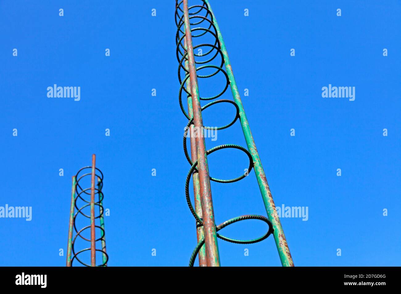 Reinforcement spiral column hi-res stock photography and images - Alamy
