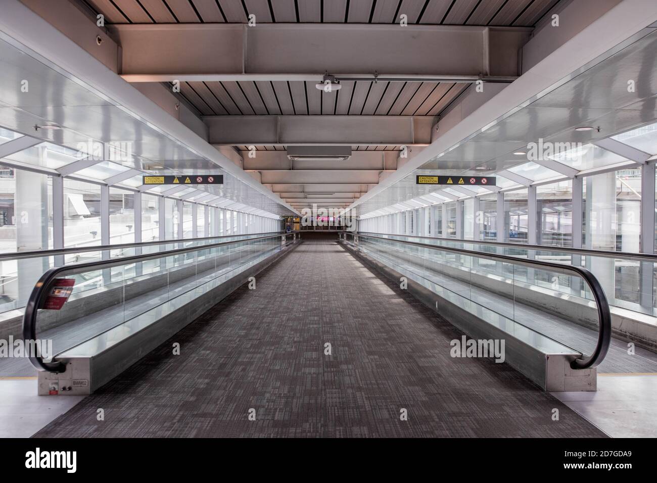Toronto pearson terminal 1 hi-res stock photography and images - Alamy