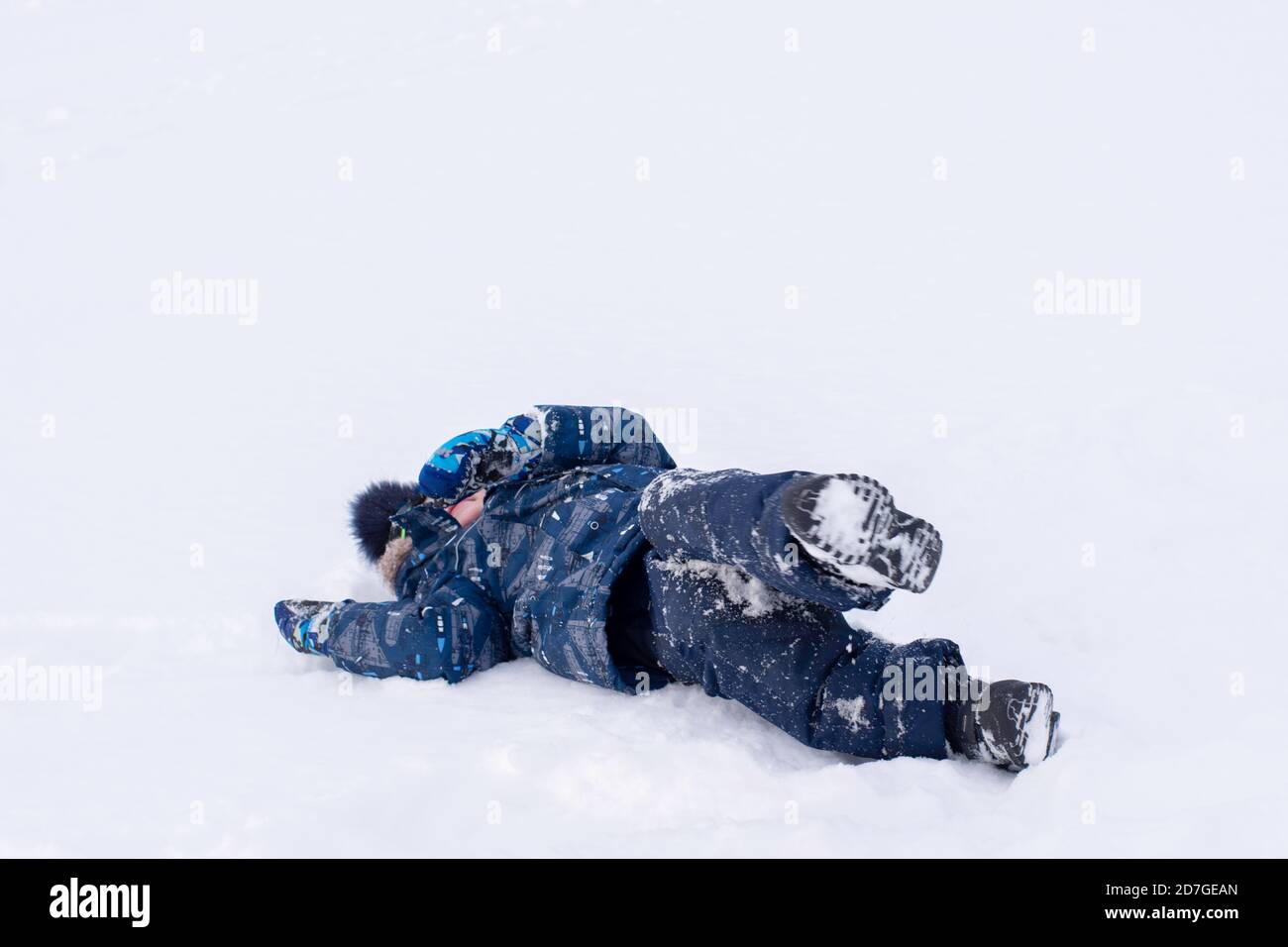 Child playing outdoor games hi-res stock photography and images - Alamy