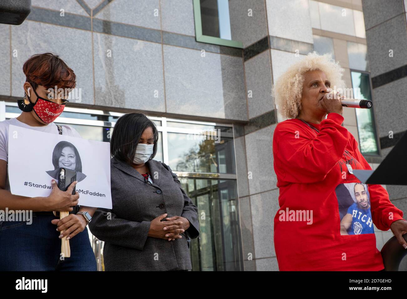 Marcella Bailey concludes the formal parts of the protest with a prayer ...