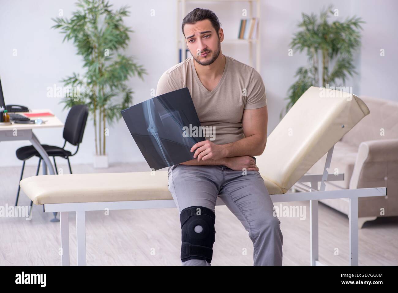 Ct scan image leg hi-res stock photography and images - Alamy