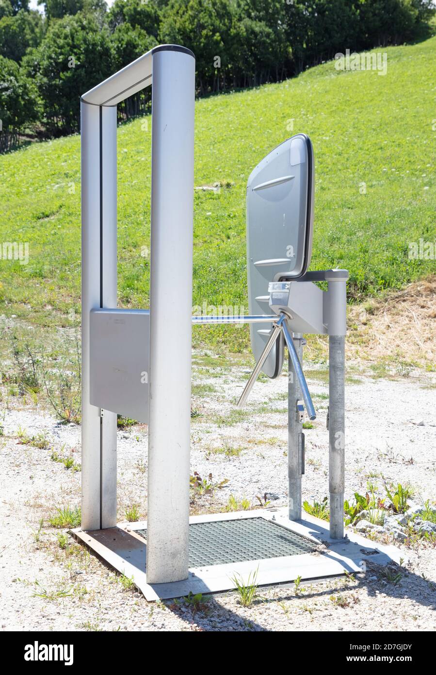 Useless gate hi-res stock photography and images - Alamy