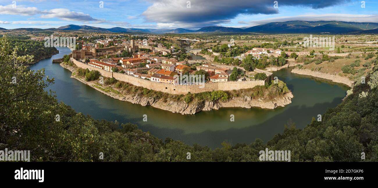 Medieval village with stone wall in Spain. Buitrago del Lozoya Stock ...
