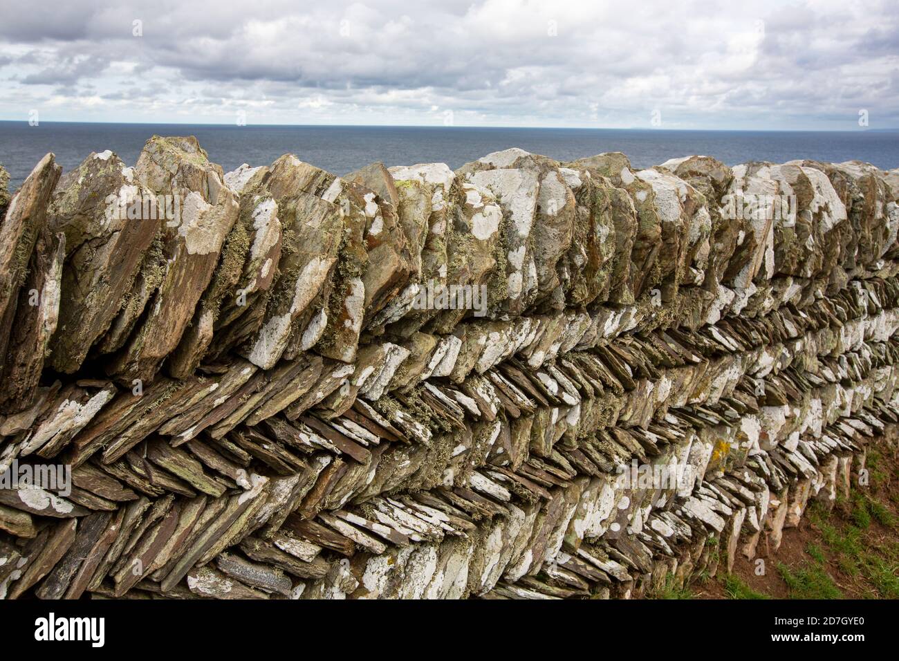 Traditional Cornish drystone walls near Boscastle, Cornwall, UK Stock ...